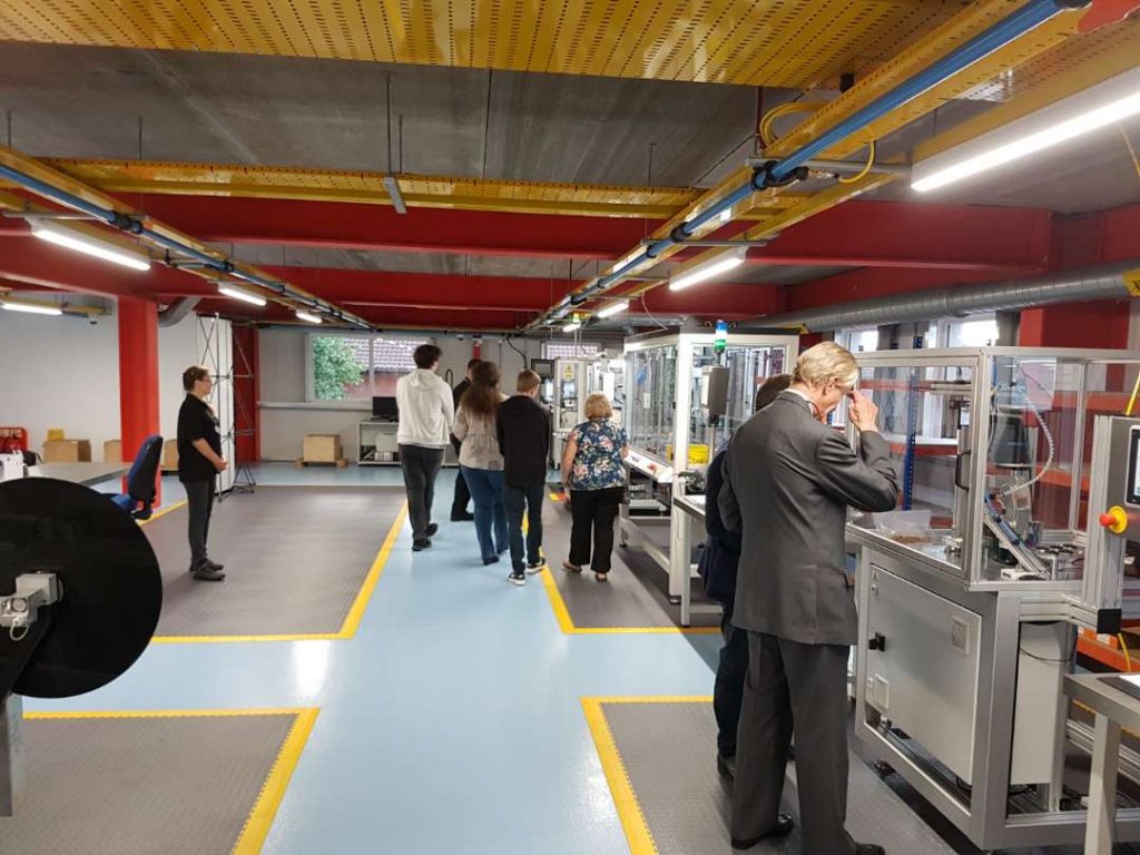 Future engineers visit Harwin | HSDC