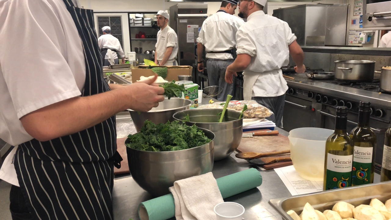 Students cook with guest chefs | HSDC